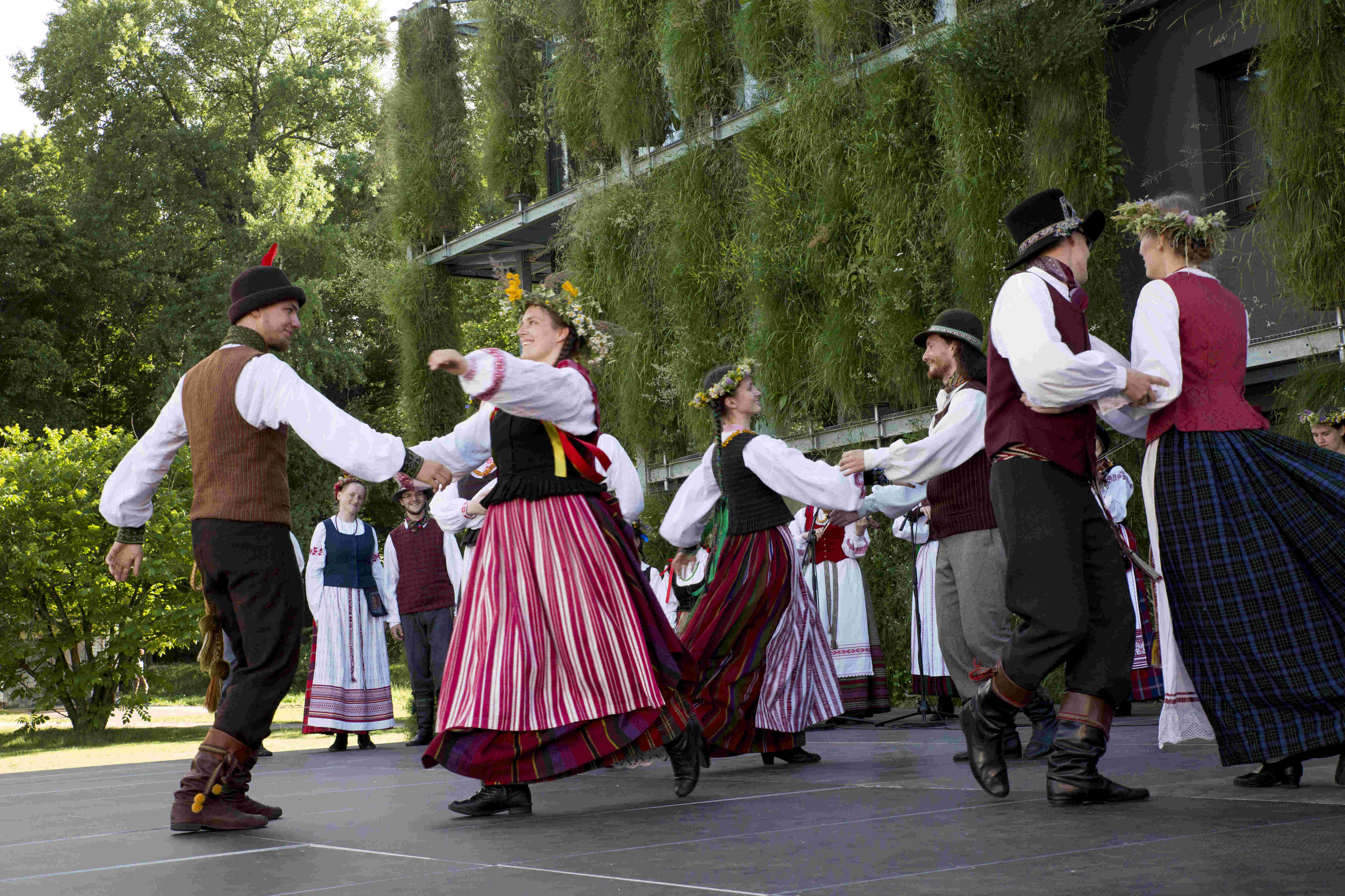 Folkloro ansamblis „Ratilio“