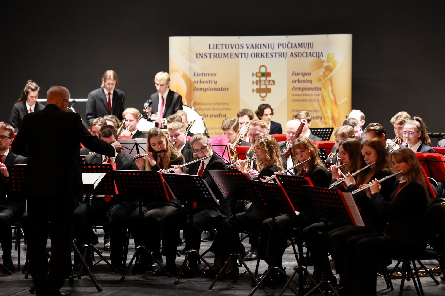 VU pučiamųjų orkestras „Oktava“ iš Lietuvos pučiamųjų orkestrų ...